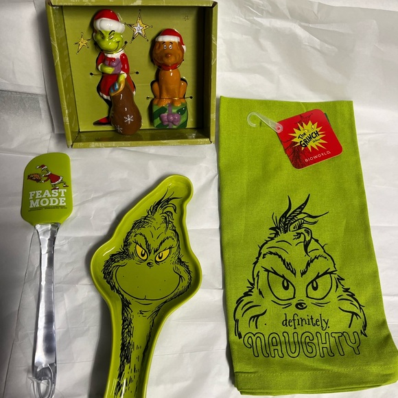 Dr. Seuss | Holiday | New The Grinch Dr Seuss Bundle Everything ...